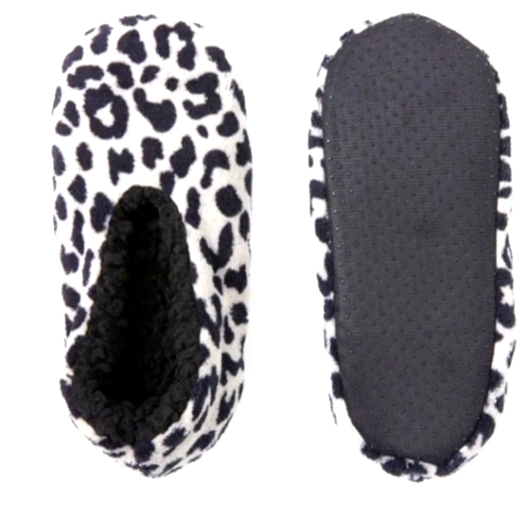 Isaac Mizrahi | Shoes | Isaac Mizrahi Womens Black Gray Faux Sherpa ...